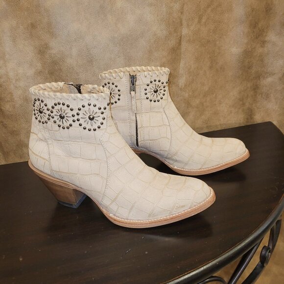 Idyllwind | Shoes | Idyllwind Ankle Boots | Poshmark